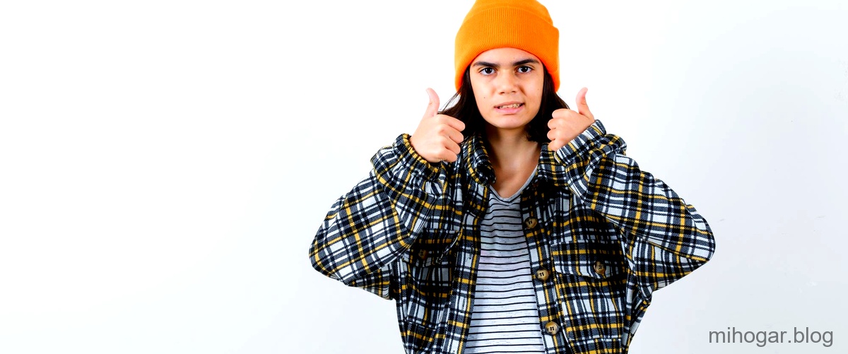 Gorro con orejas que se mueven: el accesorio más divertido - Mi Hogar