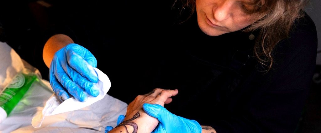 Curar tatuaje en seco: recomendaciones para cuidar tu nueva obra de ...
